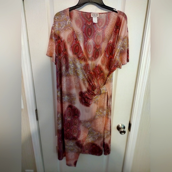 MKM Designs | Dresses | Mkm Shirt Sleeve Midi Dress With Paisley Design ...